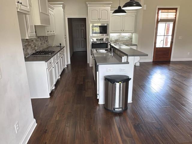 160 Western Ridge