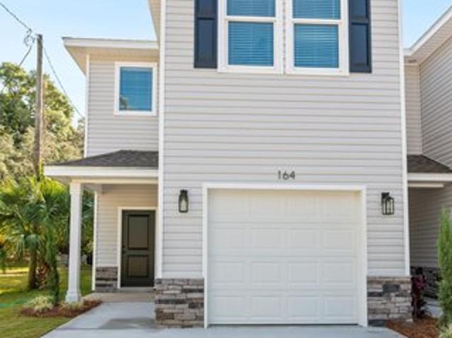 160 Westview Ave, Valparaiso, FL 32580