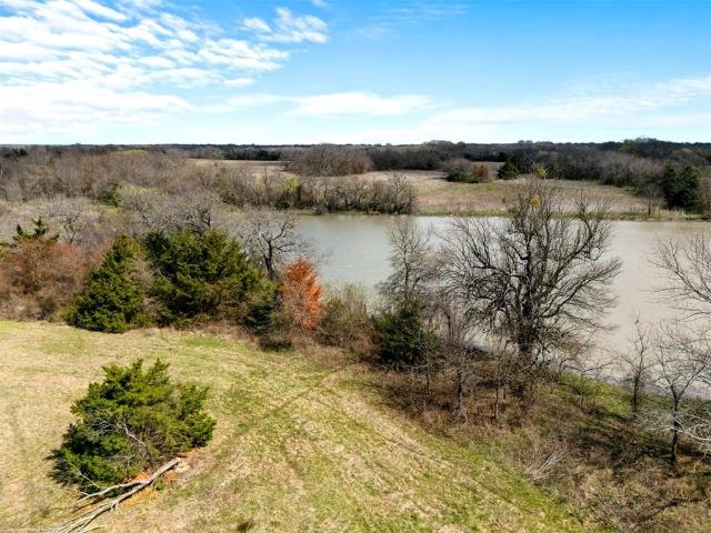 160 Whitewright Tx 75490, Whitewright, TX 75491 | MLS #21207 | Compass