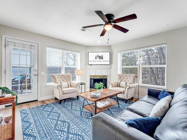 160 The Blfs Unit 37 4, Branson, MO 65616