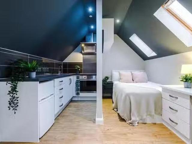 160 Upper New Walk Flat 8, 1 Bedroom Apartment
