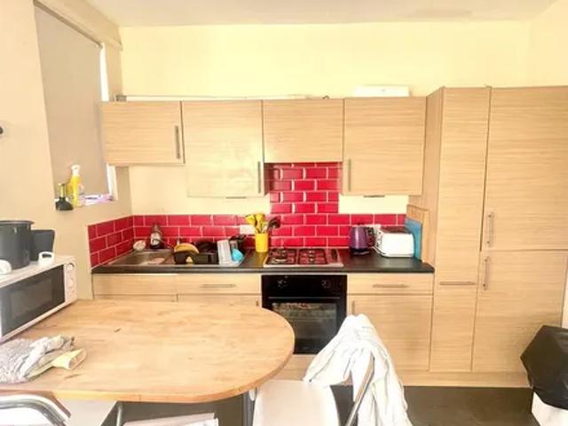 160a Redruth Street, Manchester, M14 5WJ, United Kingdom | 3 bed apartment for rent #168119364 | Rentberry