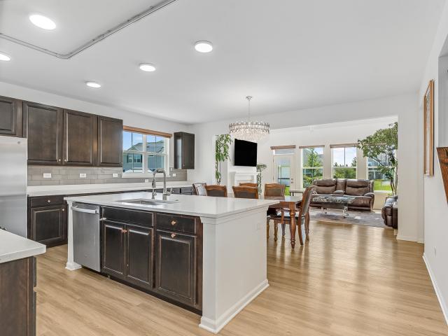16143 S Lake View Road