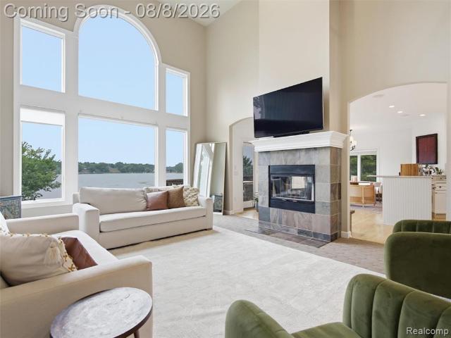 16147 Meredith Court