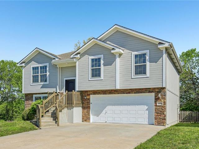 1614 NW Hilltop Ln, Grain Valley, MO 64029 | MLS #2613 | Compass