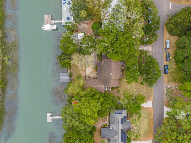 1614 Oak Island Drive