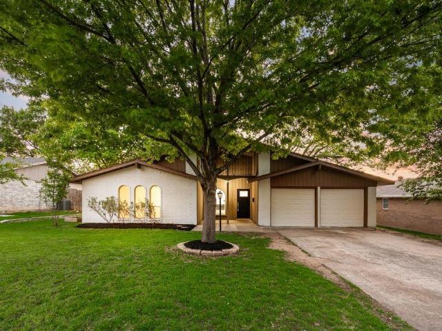 1614 Brent St, Grand Prairie, TX 75051 | MLS #21230