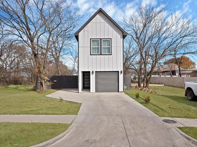 1614 Caldwell Avenue