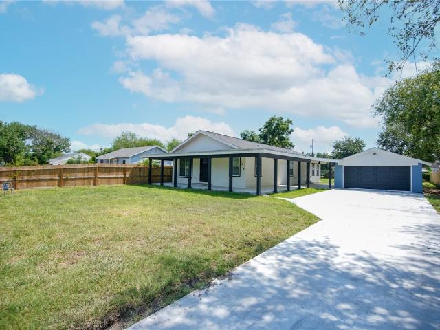 1614 Clare Dr, Corpus Christi, TX 78412 | MLS #472474 | Compass