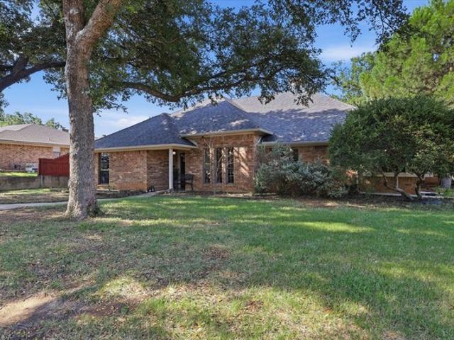 1614 Crested Butte Dr, Lewisville, TX 75077