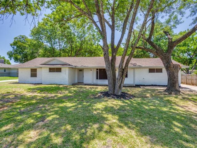 1614 Dakota Drive