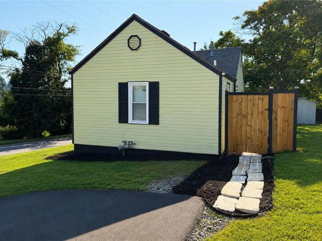 1614 E 85TH Street