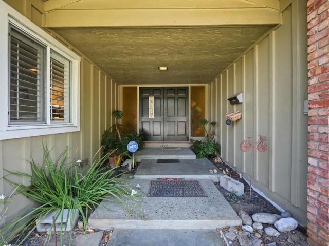 1614 Glenfield Drive