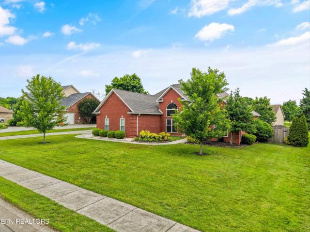 1614 Lindenhall Drive