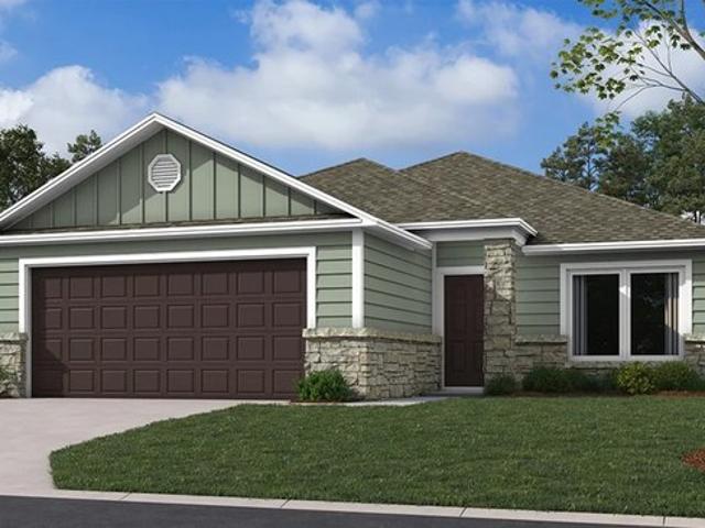1614 SW 9th St, Oak Grove, MO 64075