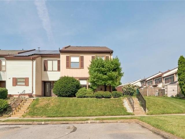 1614 Shenandoah Ct, South Whitehall Township, PA 18104