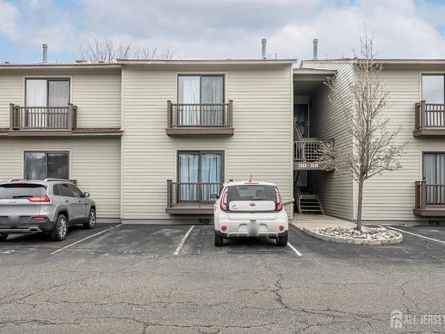 1614 Spruce Hills Dr, Glen Gardner, NJ 08826