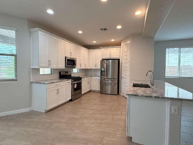 1614 w corral road