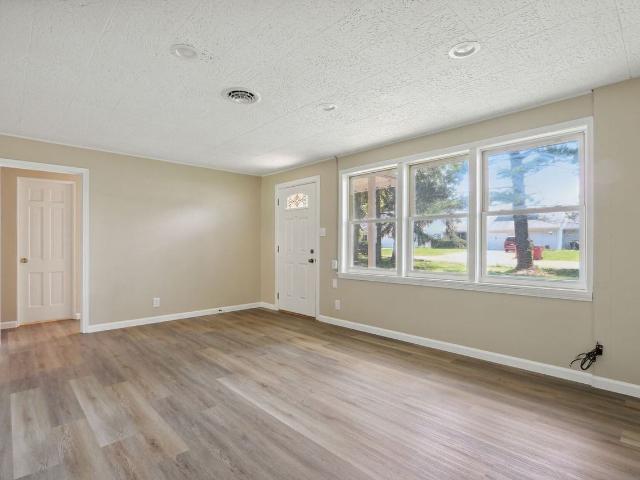 1614 W. Union St. 2 Bedroom Apartment for Rent at 1614 W Union St, Champaign, IL 61821