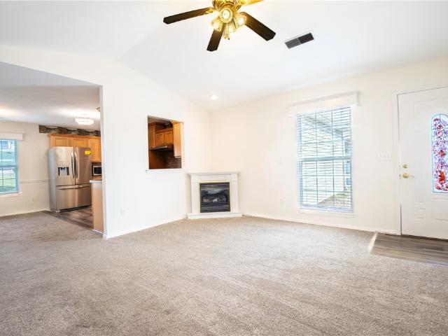 1615 N Spring Road 23