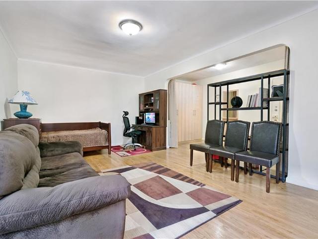 1615 Avenue I # 411