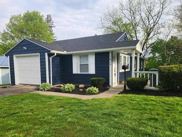 1615 Altgeld St, South Bend, IN 46614