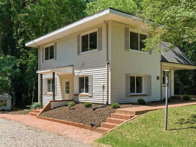 1615 Carbonton Road
