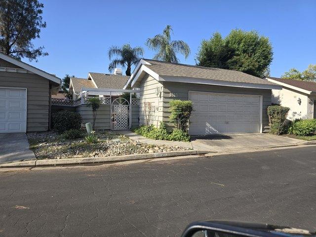 1615 E Castlecrest Ave, Visalia, CA 93292