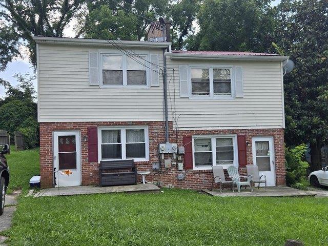 1615 Elm St, Bristol, VA 24201