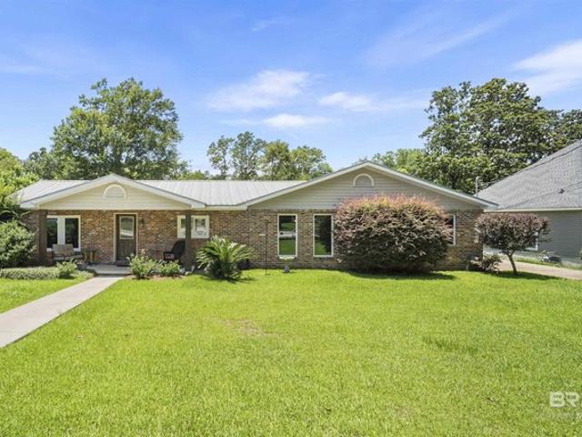 1615 Fifth St, Daphne, AL 36526
