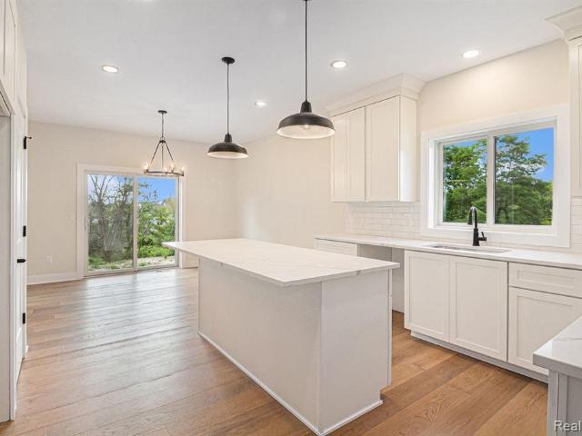 1615 FRECH Lane