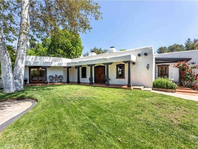 1615 Halsey St, Redlands, CA 92373