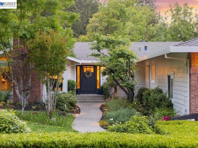 1615 Ramona Way