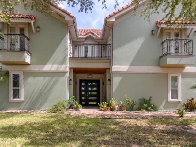 1615 Sunset Lane