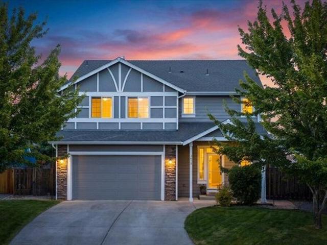 1615 SW Sarasoda Ct, Redmond, OR 97756