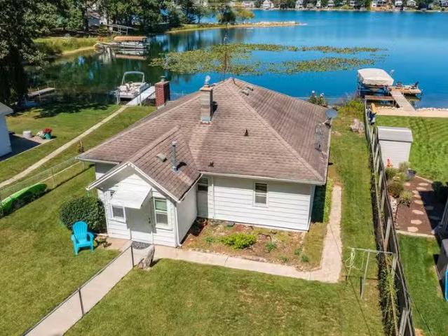 1615 S Crooked Lake Drive, Kalamazoo, MI 49009 648713368