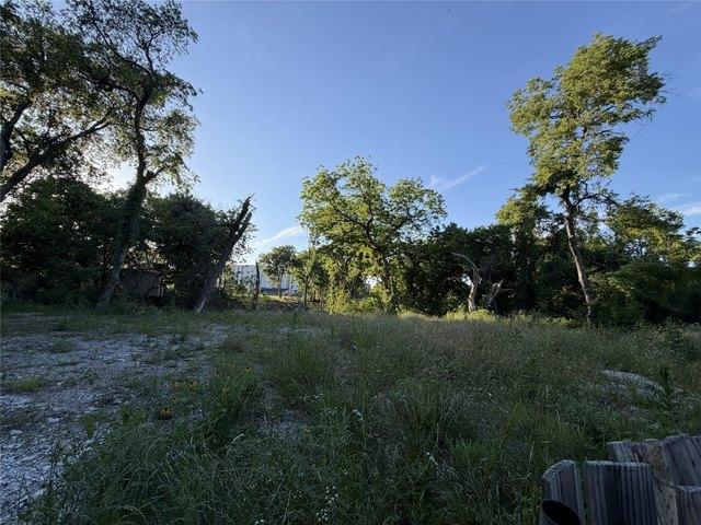 1615 Sicily St, Dallas, TX 75203