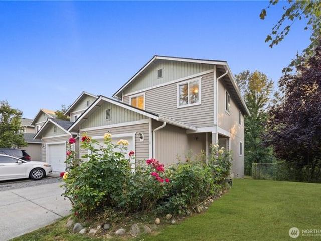1615 th St SW Apt 11, Everett, WA 98204