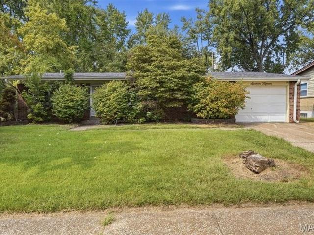 1615 Trotter Way, Florissant, MO 63033