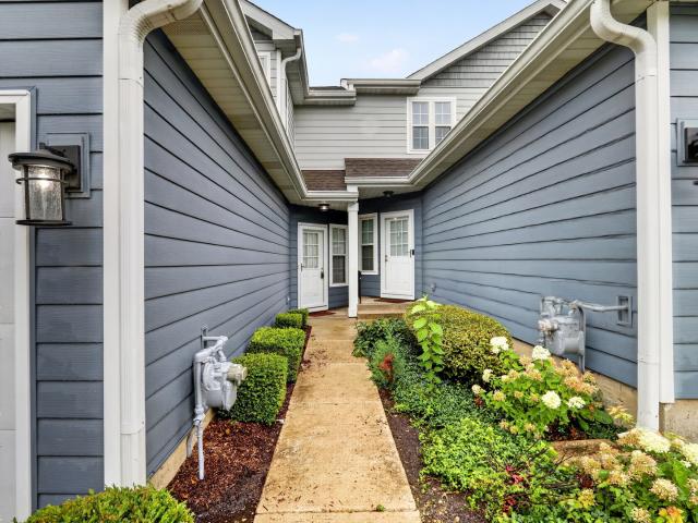 1615 Woodcrest Circle