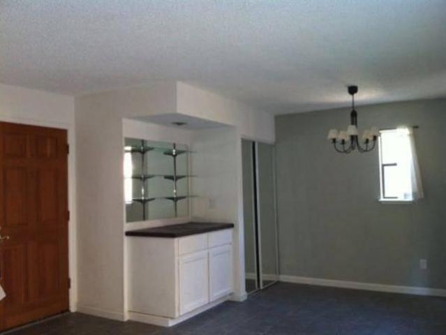 $1615 / 1br Updated 1br 1bath Unit, * AVAILABLE NOW