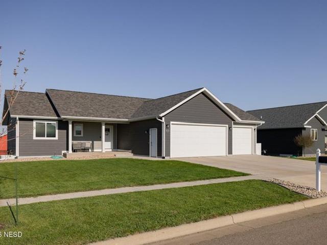 1615 5th St NW, Watertown, SD 57201