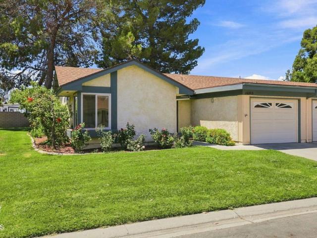 16165 Village 16