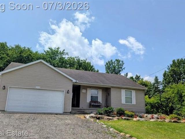 16166 Whitehead Dr, Argentine, MI 48451