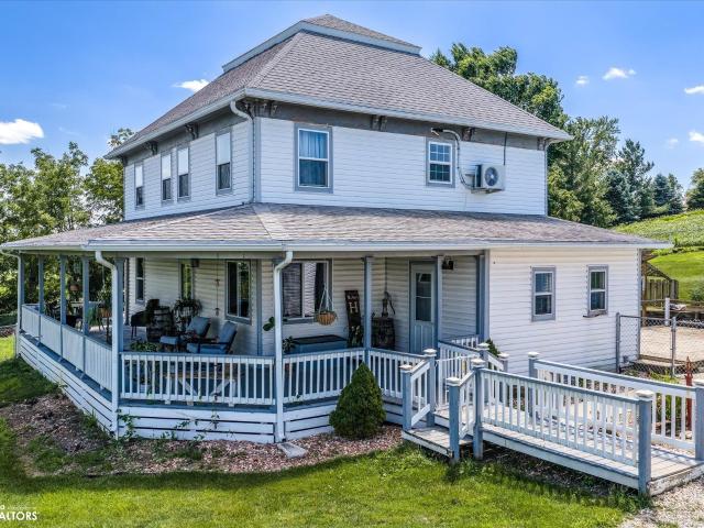 1616 Maple Road