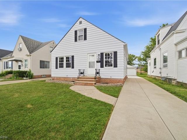 1616 Marietta Ave, Parma, OH 44134