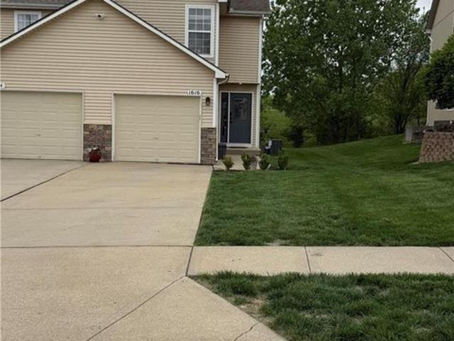 1616 N 128th St, Kansas City, KS 66109