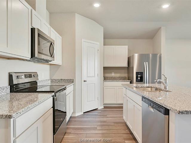1616 Navarro Drive