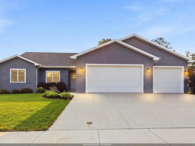 1616 Orchard Dr, Kaukauna, WI 54130
