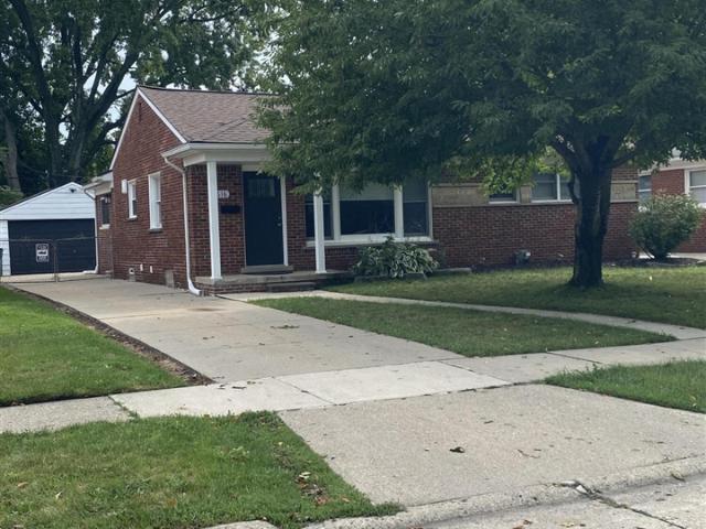 1616 Genesee Drive